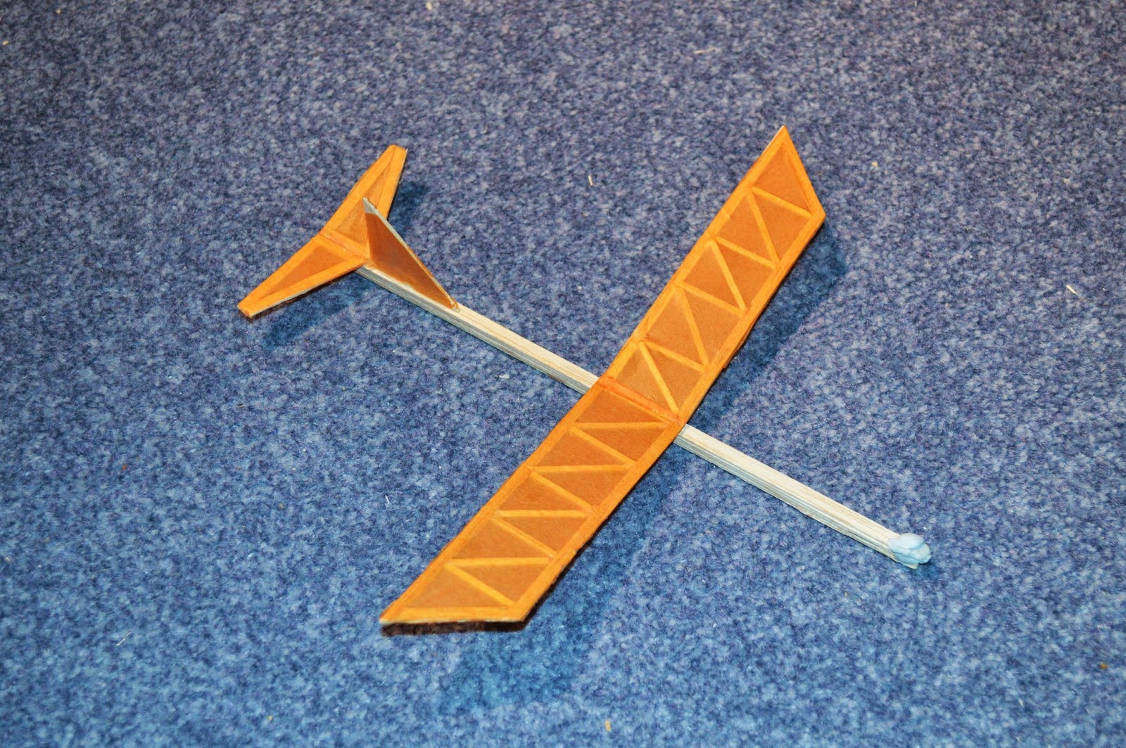 Conquering Entropy: Sparrowhawk chuck glider