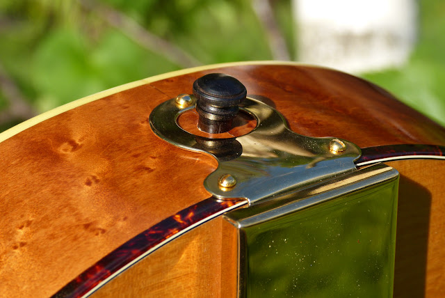 2000 Trillium Octave Mandolin