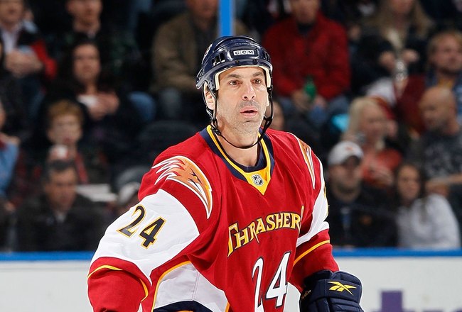 HOCKEYPUCK DELUXE: CHRIS CHELIOS