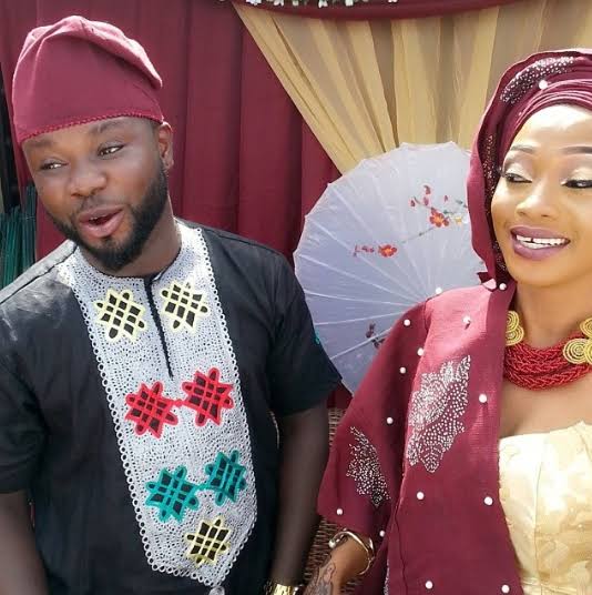 Wedding photos of Ibrahim Yekini Itele D Icon and his wife, Olayiwola ...