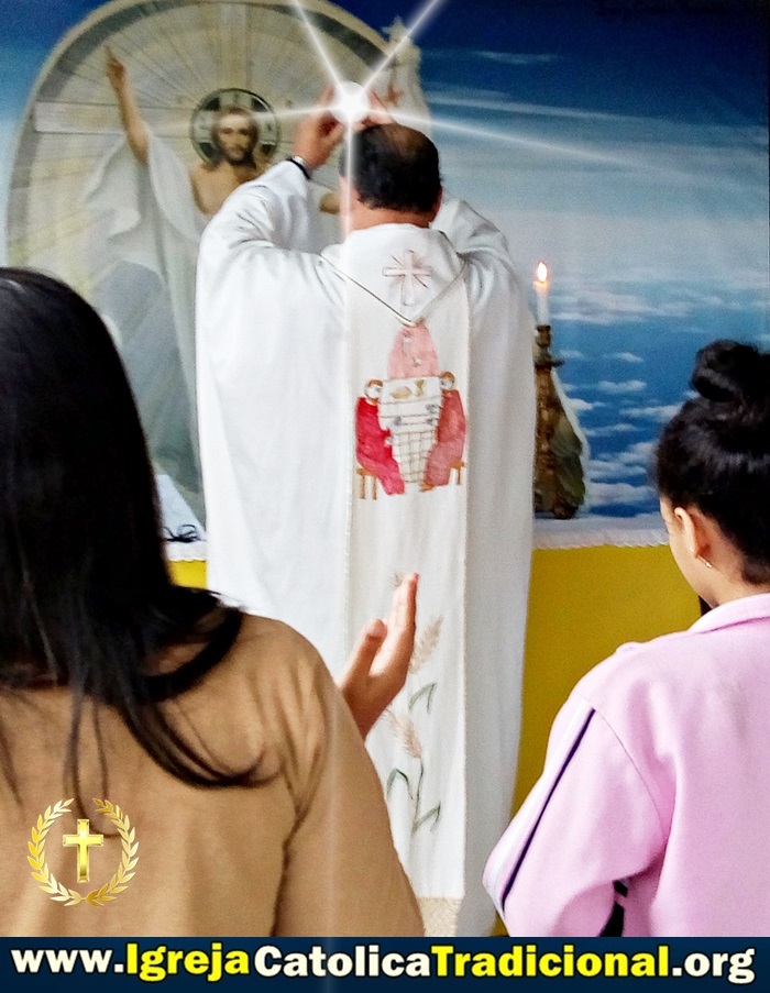 NA HÓSTIA CONSAGRADA ESTA REALMENTE JESUS CRISTO