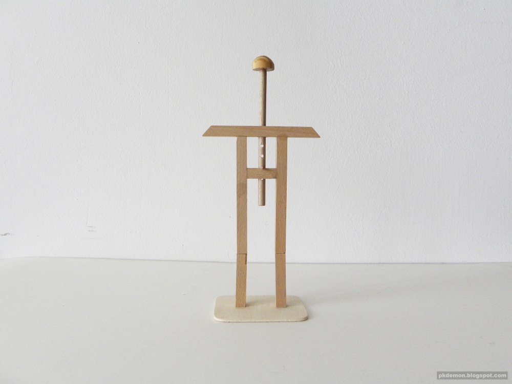 pkDemon Creations: Miniature Samurai armor stand