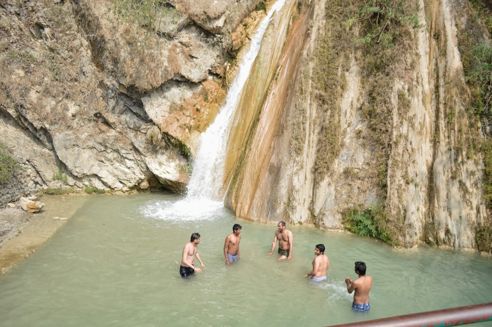 Rishikesh Inside!: Neer Gaddu Waterfall