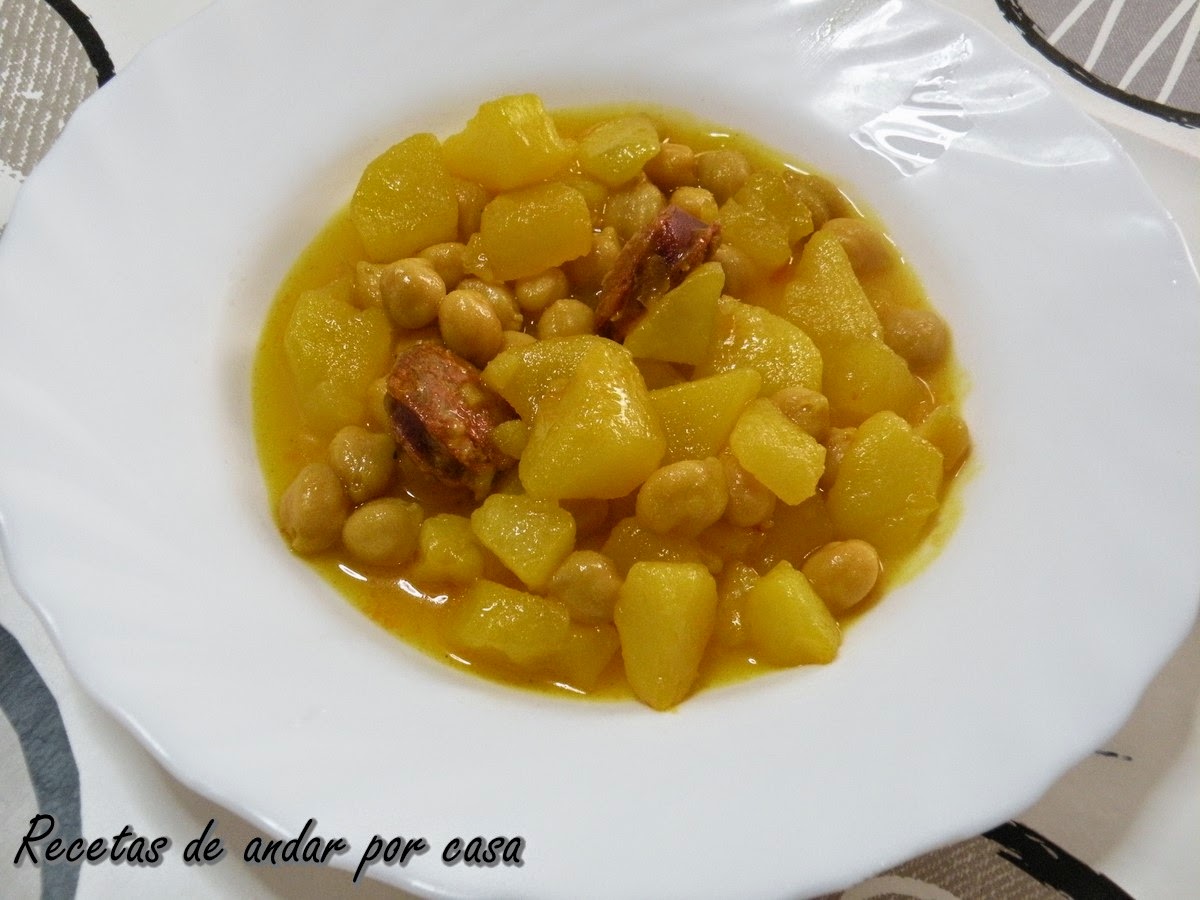 Recetas de andar por casa.: Garbanzos con patatas