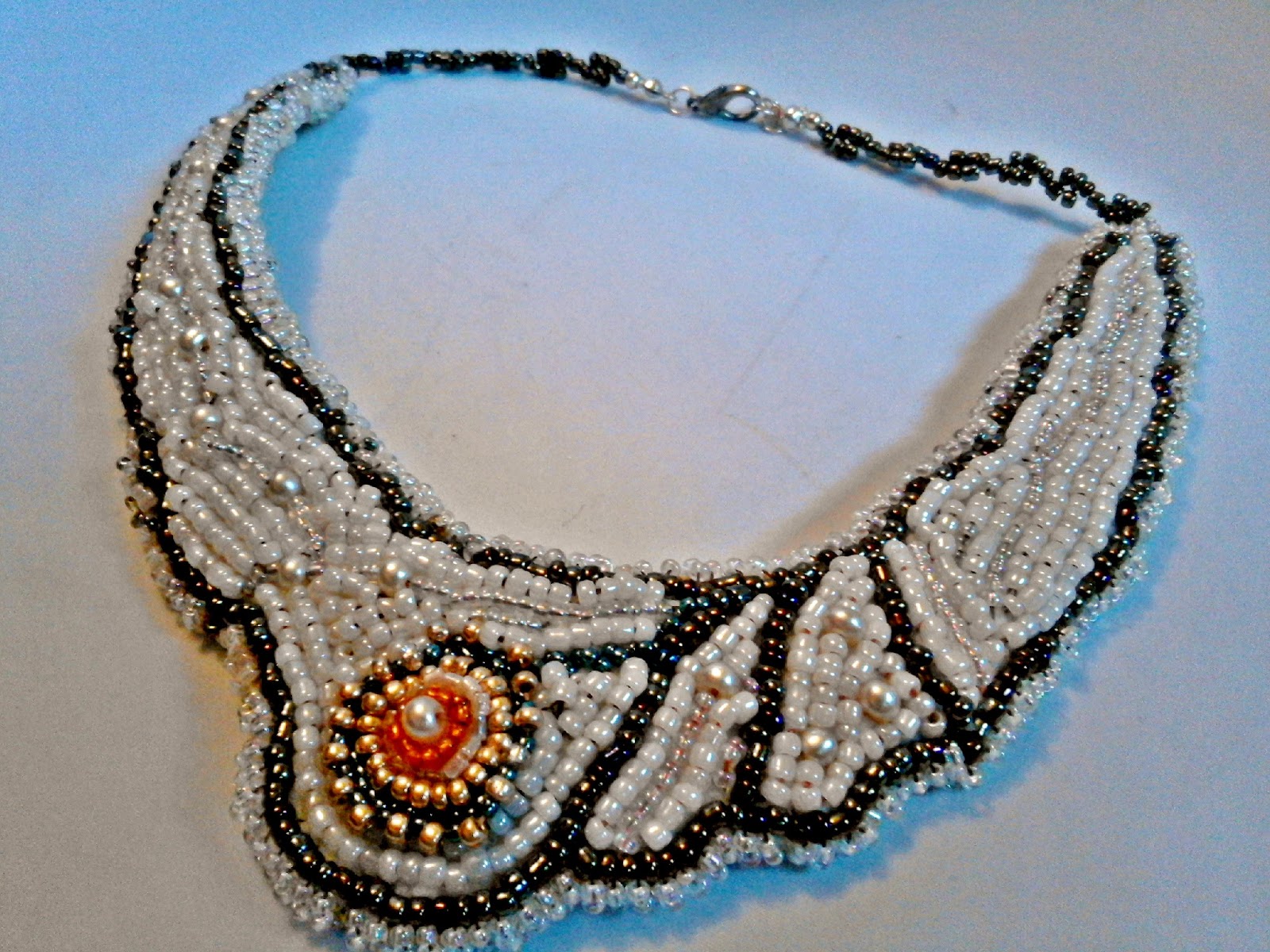 Gabriela Petrache Handmade.Bijuterii si povesti: Set colier si cercei ...