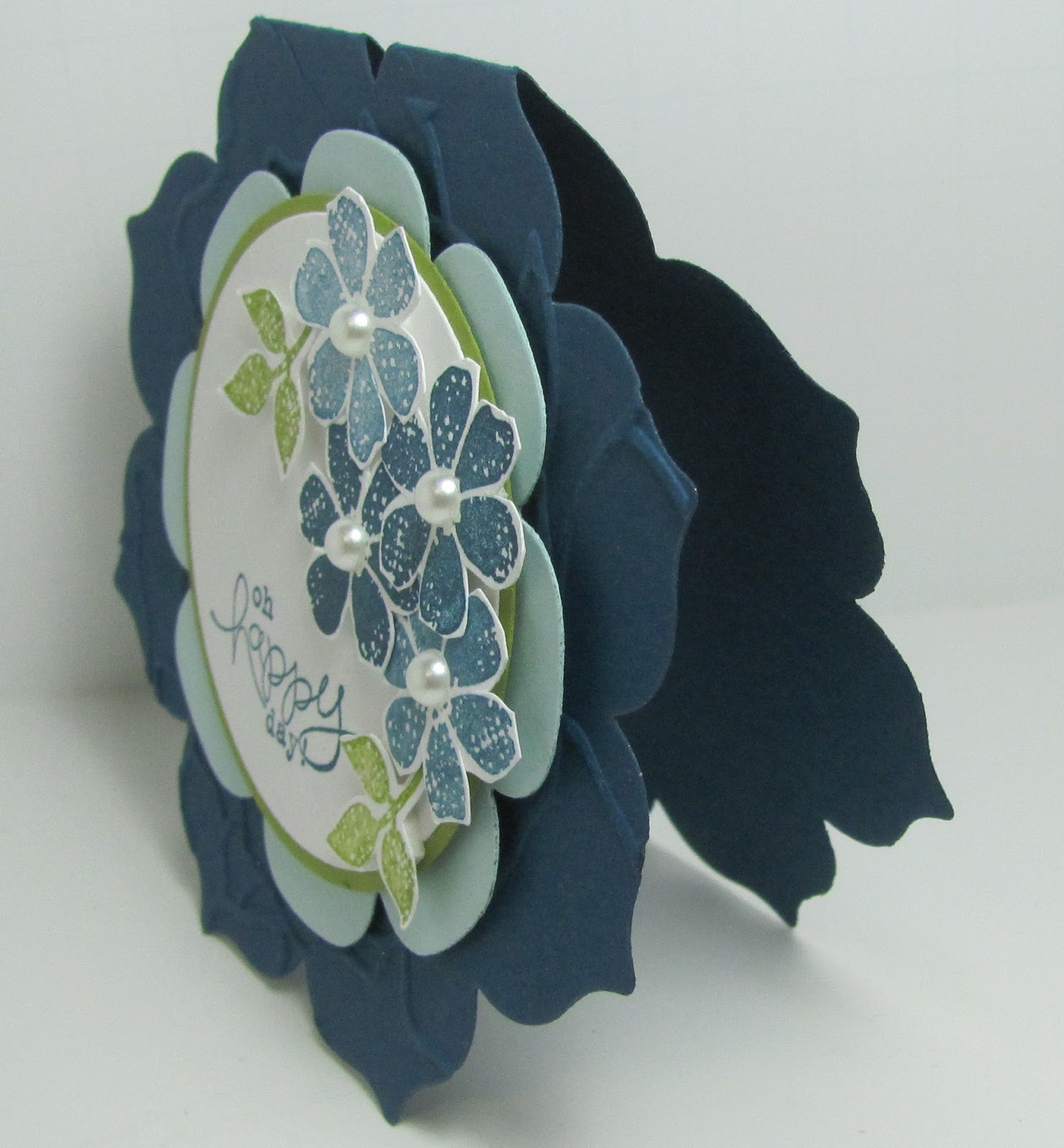 Personally Yours: Flashback Friday: Flower Shaped Cards