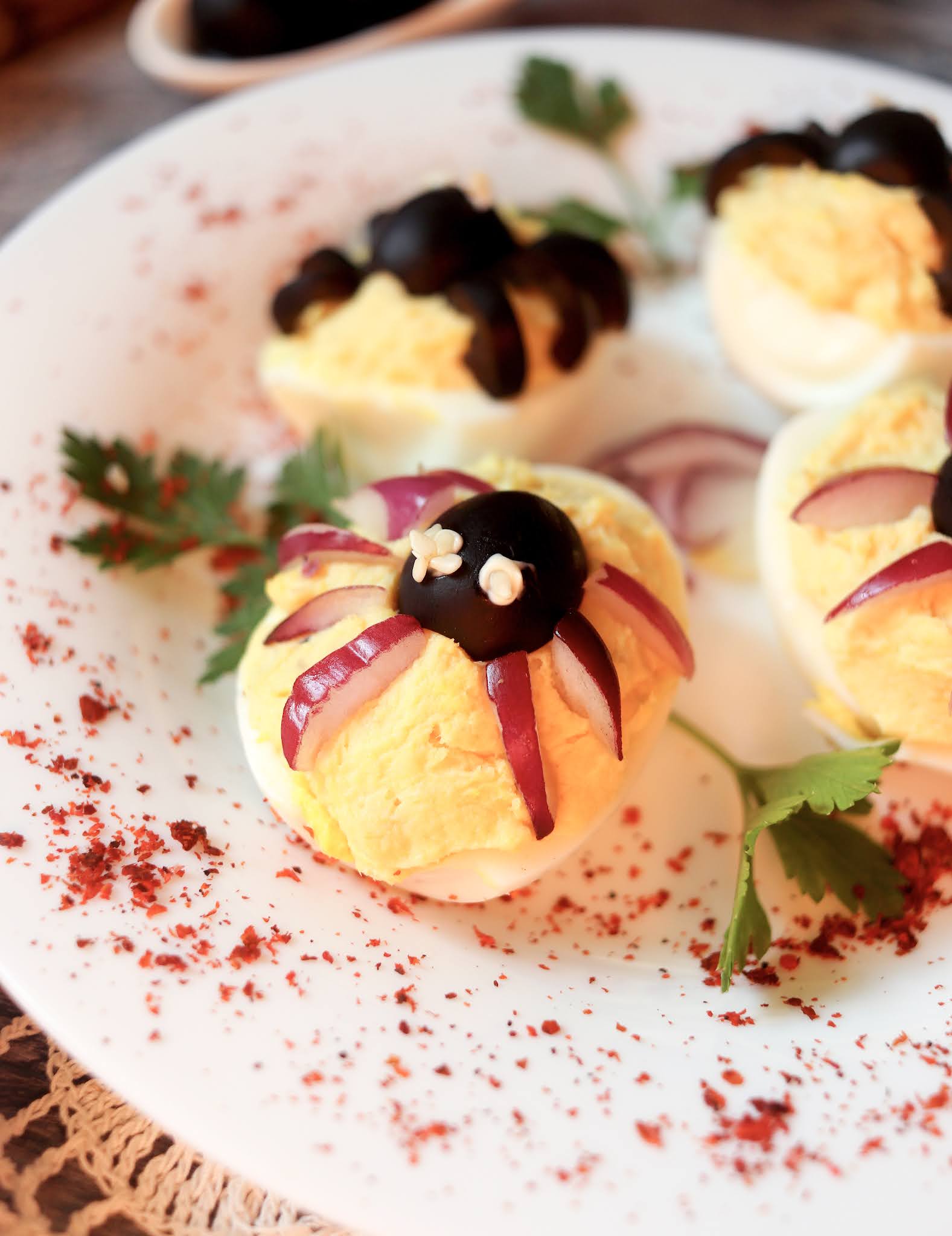 Halloween Spooky Spiders and Creepy Eyes Deviled Eggs Recipe