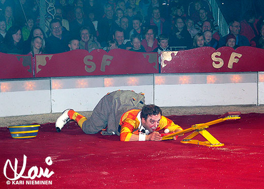 Sirkusteltta: Harry Clown