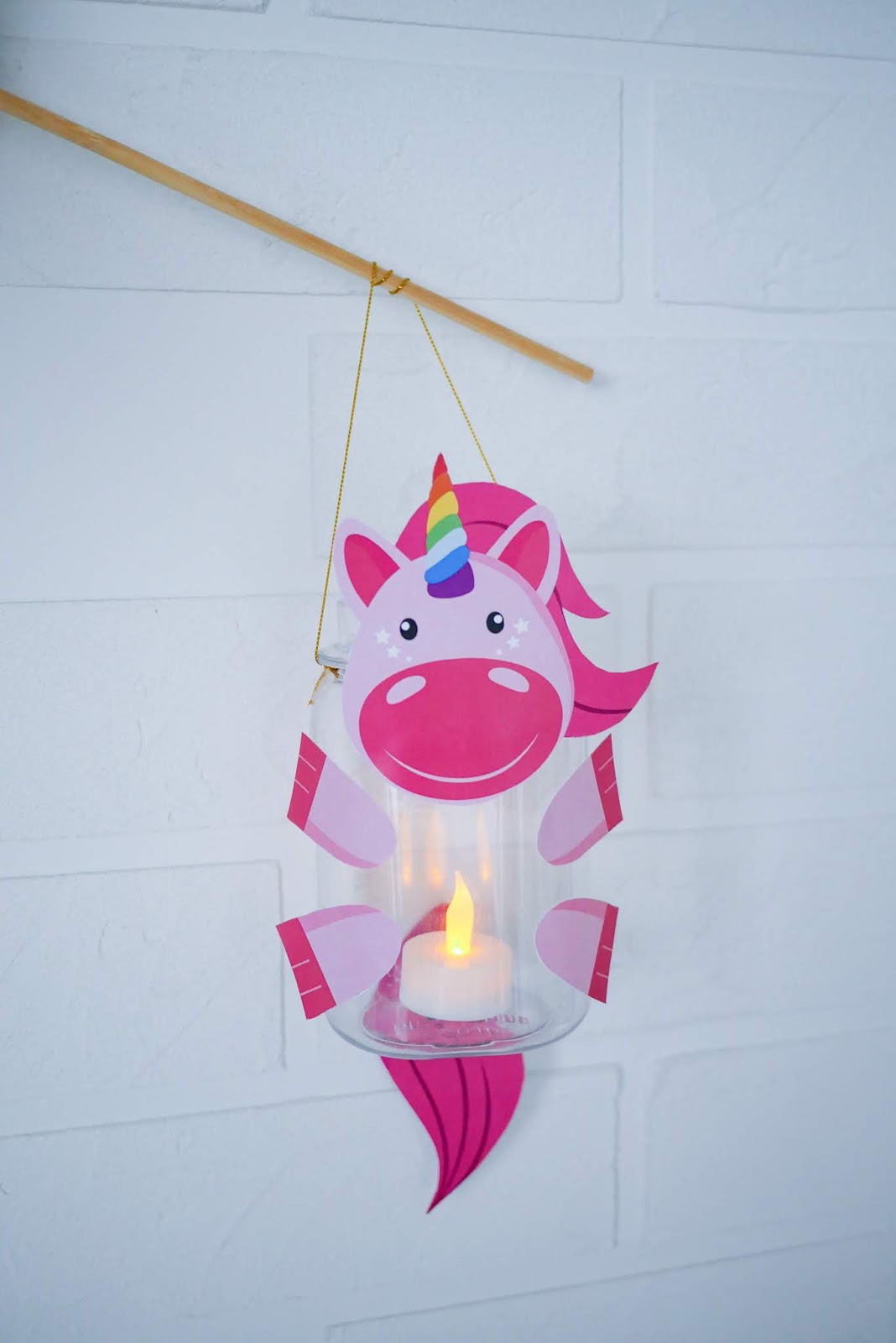 Ashlyn Thia: DIY lanterns using recycled materials!