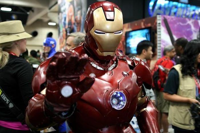 Innova: Cosplay Costumes Dress Up for Comic Con (36 Photos)