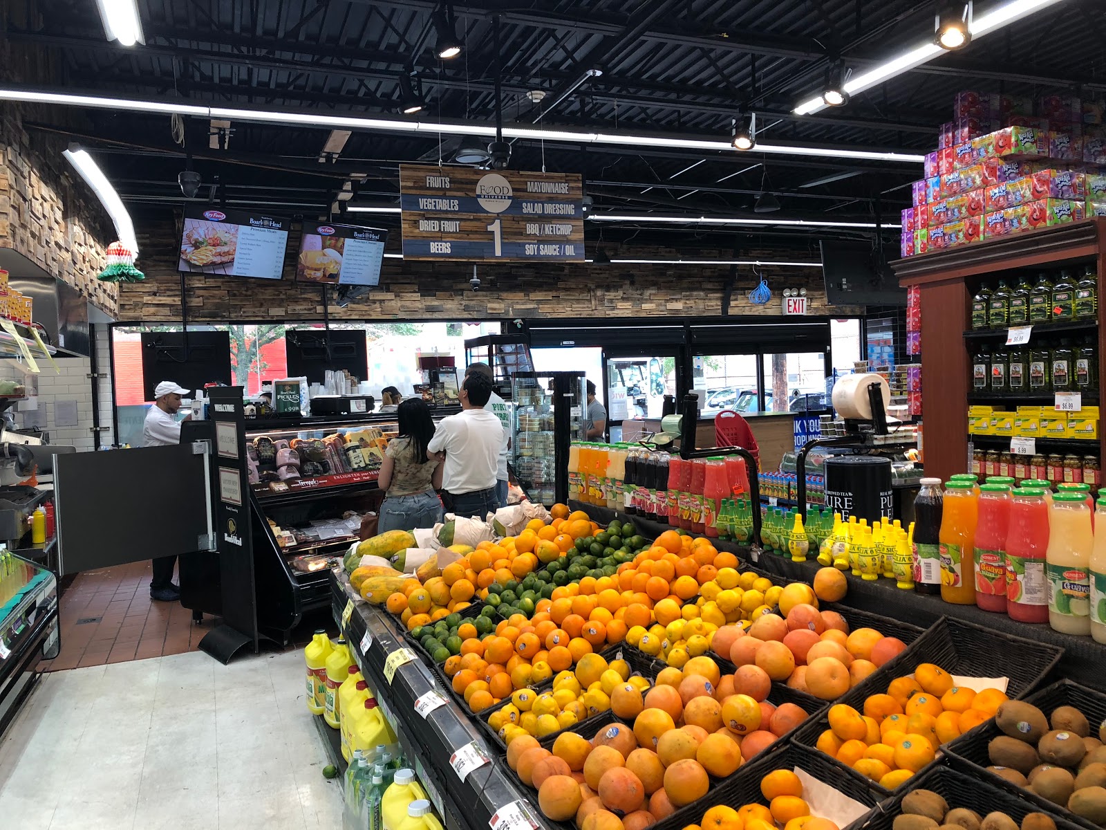 TOUR: Food Universe Marketplace - Fordham Heights South