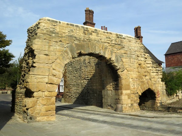 The Language of Stone: Newport Arch in Lincoln