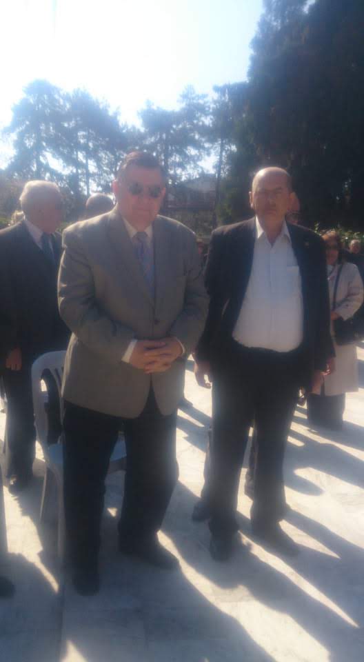 ΛΕΥΤΕΡΙΑ: ΚΑΤΑΘΕΣΗ ΣΤΕΦΑΝΟΥ ΑΠΟ ΤΟΝ Γ. ΚΑΡΑΤΖΑΦΕΡΗ ΣΤΟ ΛΙΤΟΧΩΡΟ ...