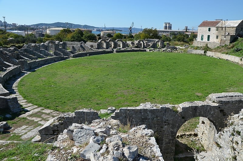 Shadows in the Mist: The Quest for a Historical King Arthur: LUCIUS ...
