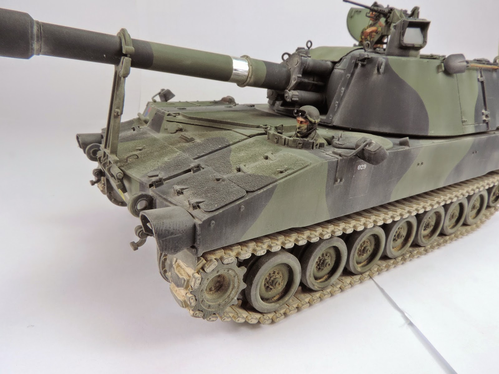 Pete's Model World : Belgian M109 Complete