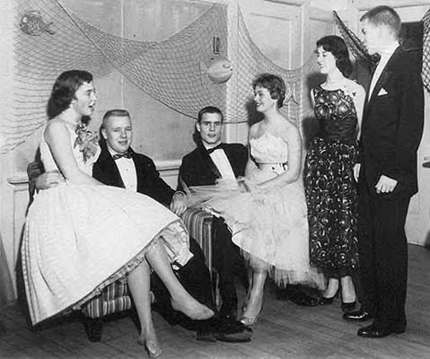 Oh So Lovely Vintage: Prom night.