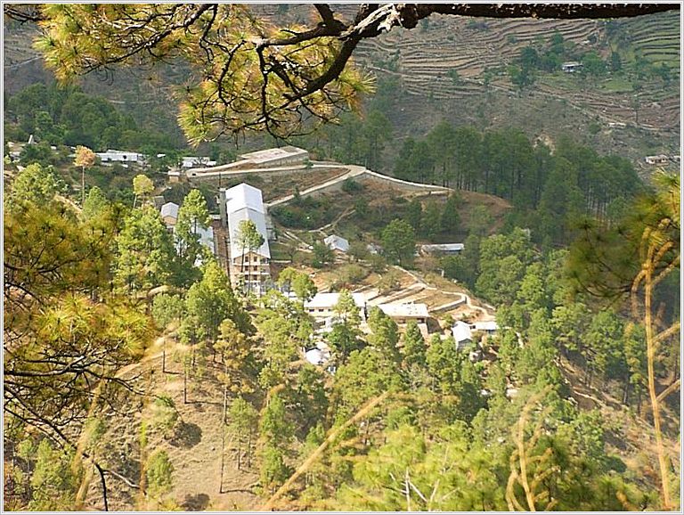 Kunsi Ashram Photo Album | Purusha at Maharishi Ashram - Kunsi ...