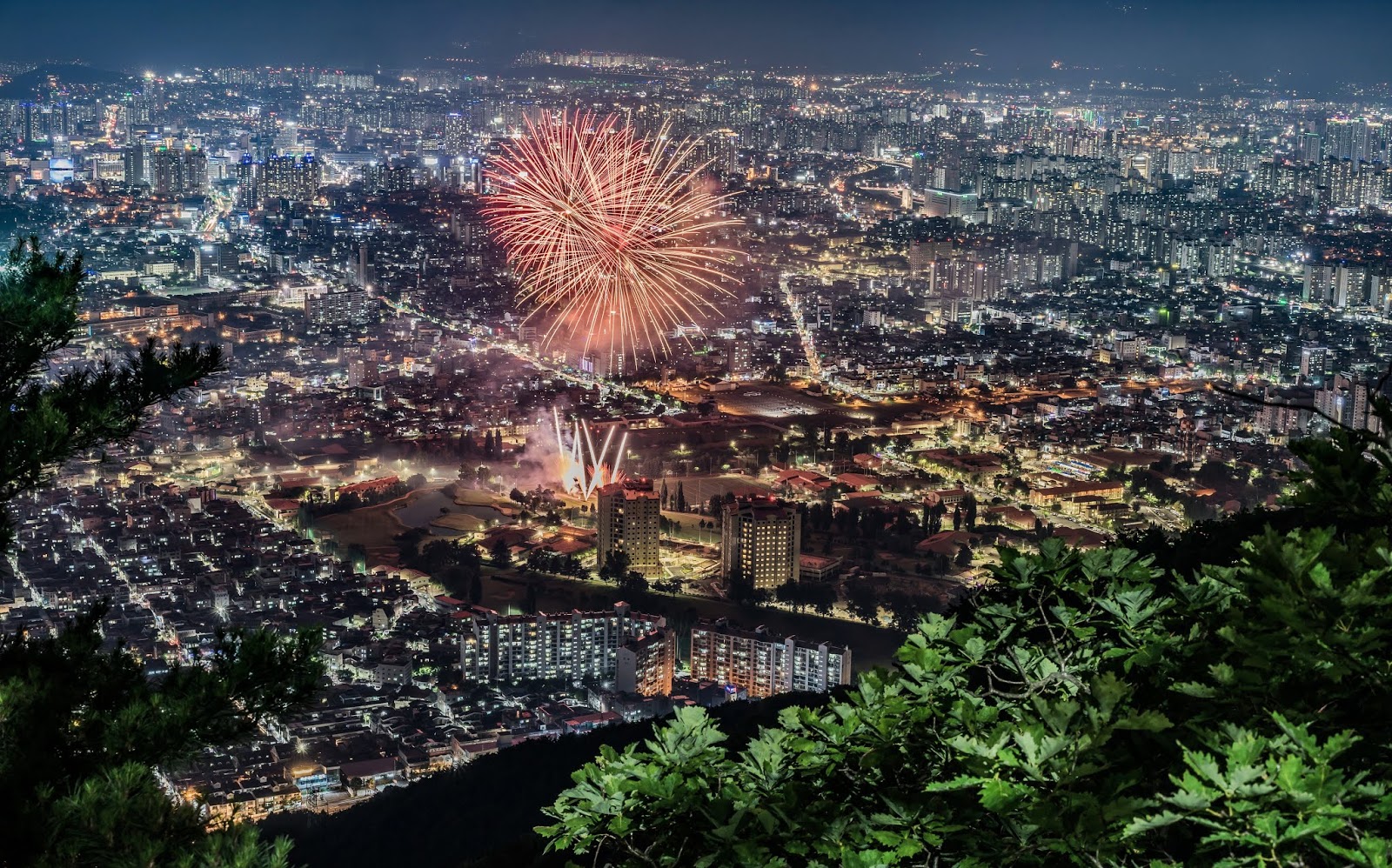 Three scenic night spots in Daegu