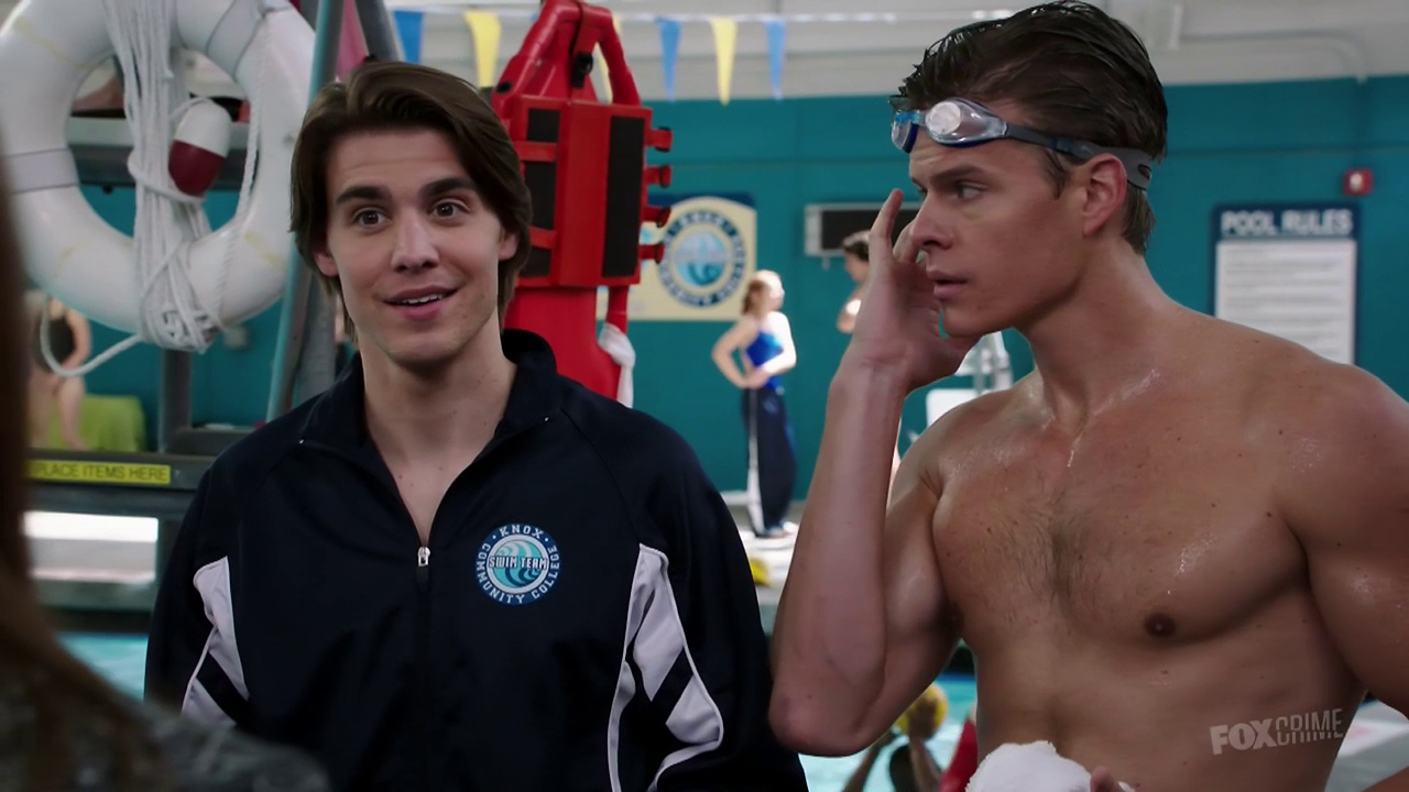 ausCAPS: Christian Gehring shirtless in Bones 9-23 "The Drama in the Queen"