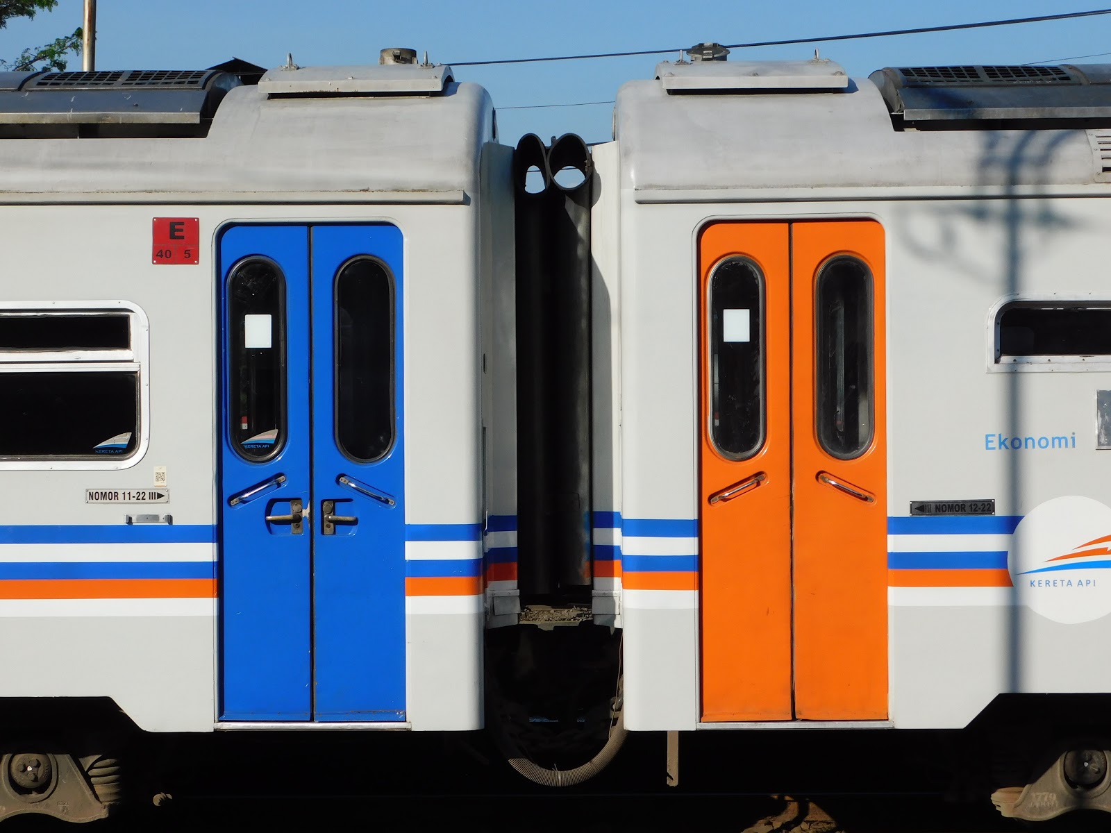 Kereta Api Indonesia: Sejarah Panjang Produksi Kereta Penumpang di ...