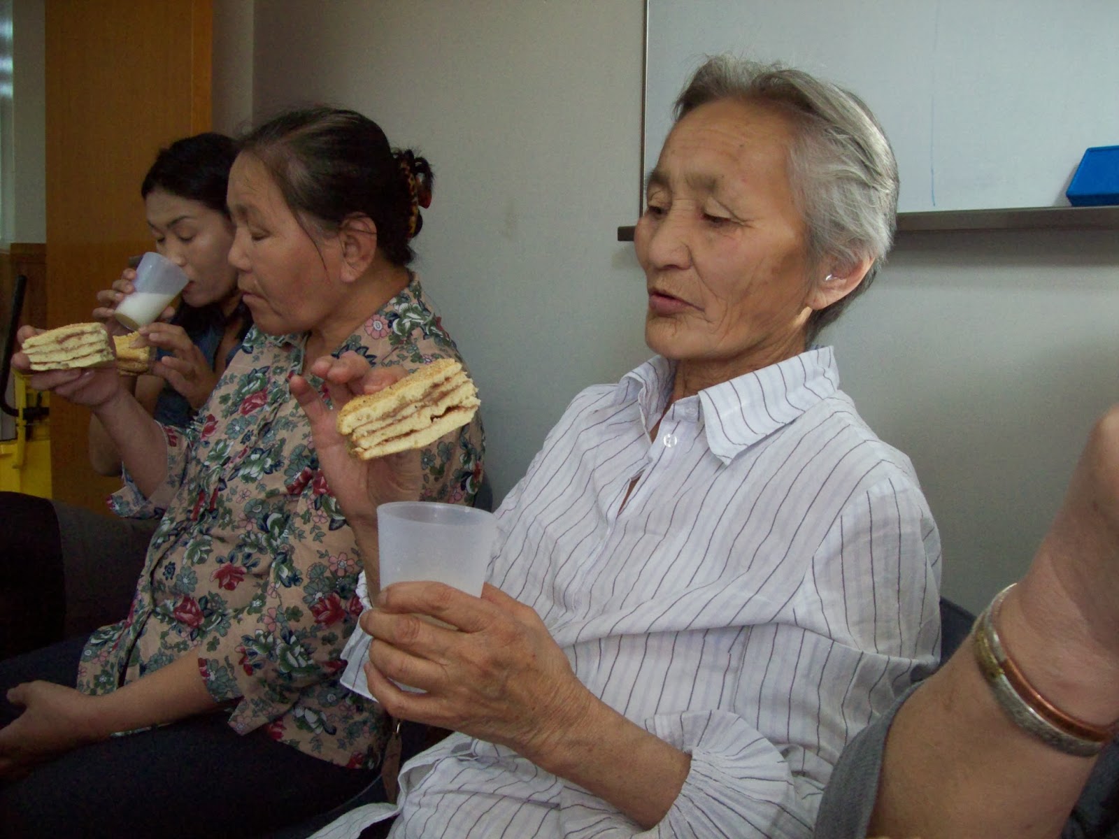 The Nays in Mongolia: Mongolian Cake