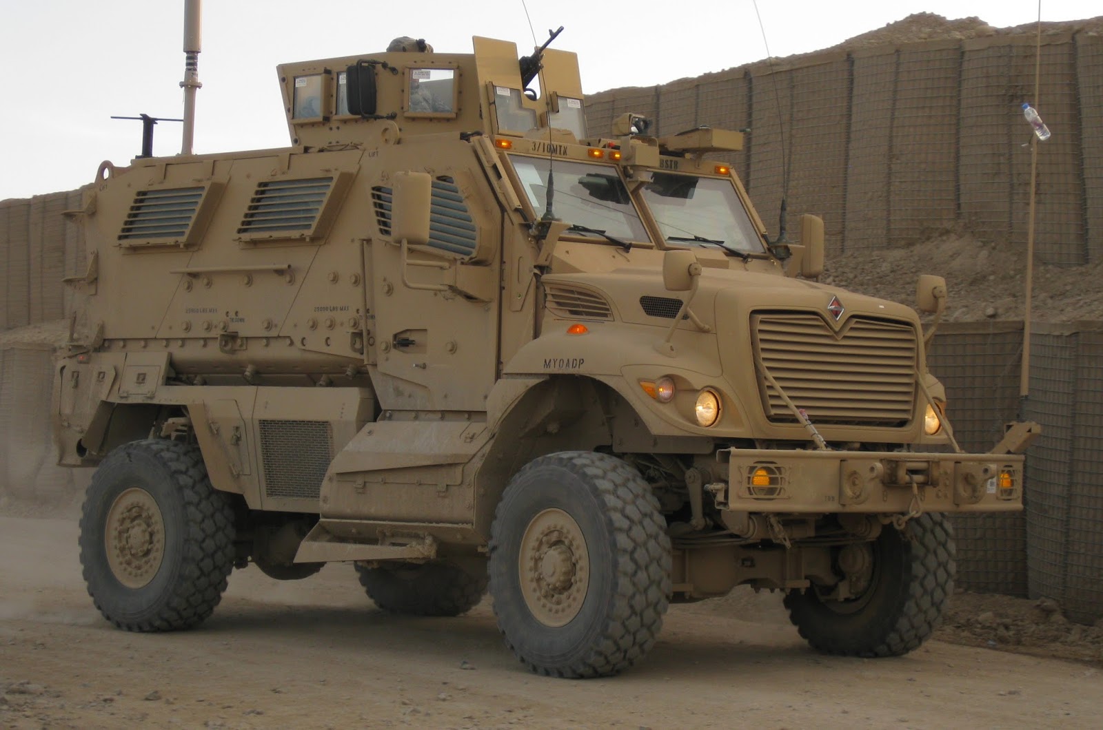 Defence Horizon: MaxxPro MRAP -Mine Resistant Ambush Protected