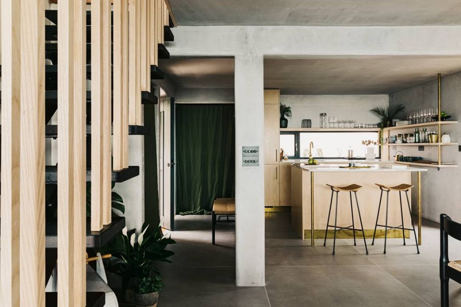 A contemporary Cornish cottage with spectacular views of the sea