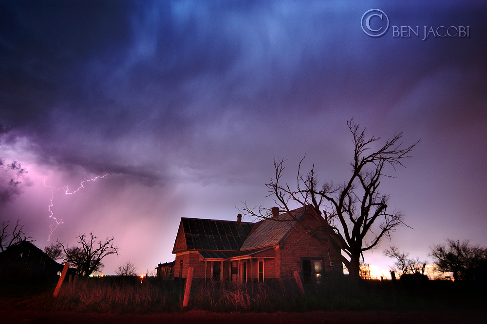 Majestic Noise: Ben Jacobi's Storm Chasing Blog