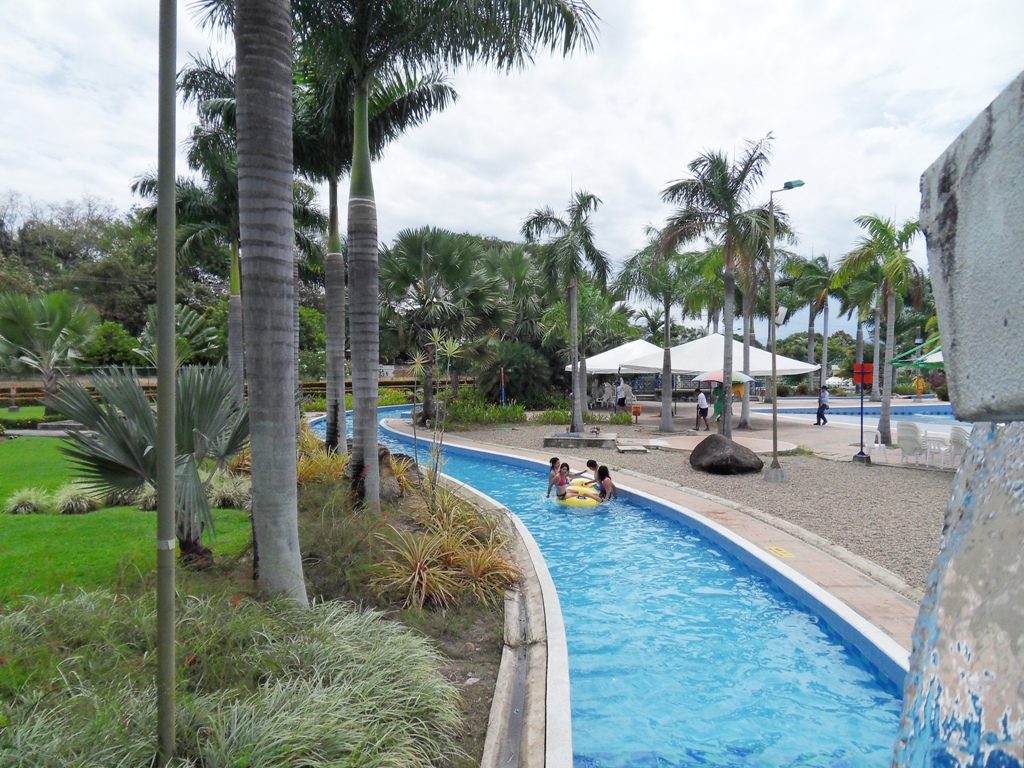 Neiva Huila Colombia: PLAYA JUNCAL