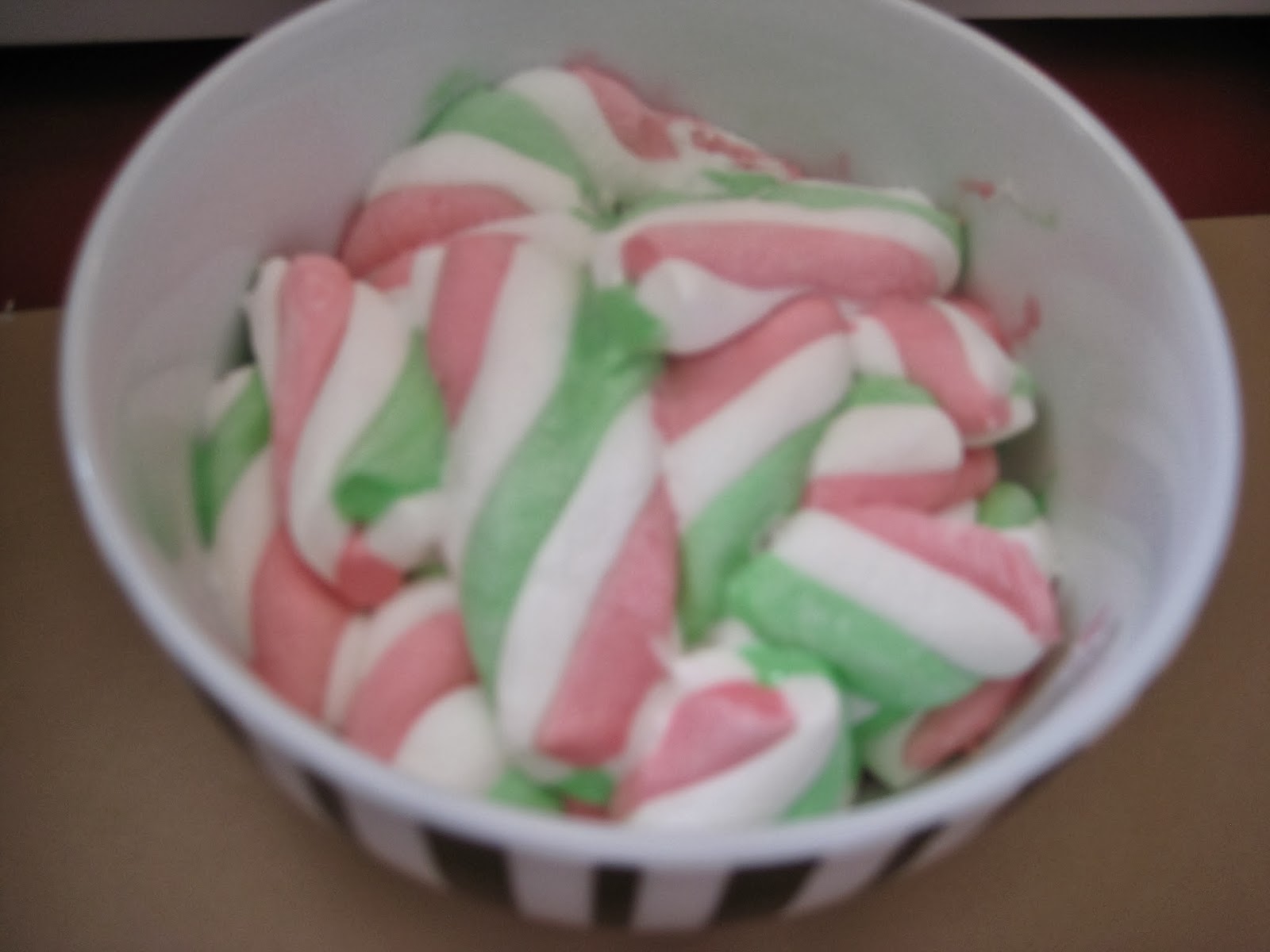 Kiwi Cakes: Popcorn Cluster Cups - from Kiwicakes test kitchen