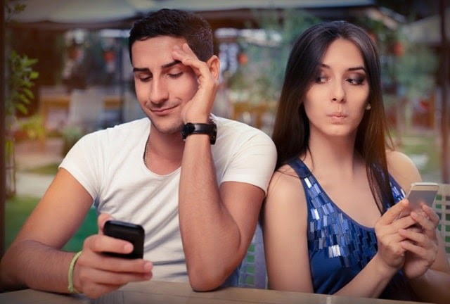 Social Selling Entrepreneur: 8 Common Social Media Apps For Cheaters