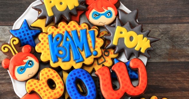 How to Make Decorated Cookies With Comic Style Lettering
