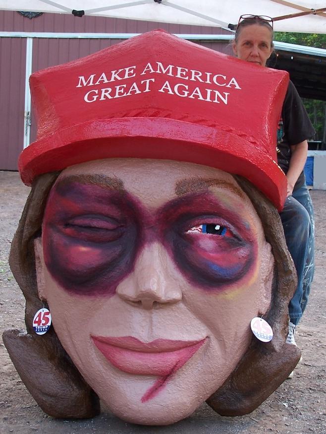 Hear Sparkles: Yuge Yard Sign!