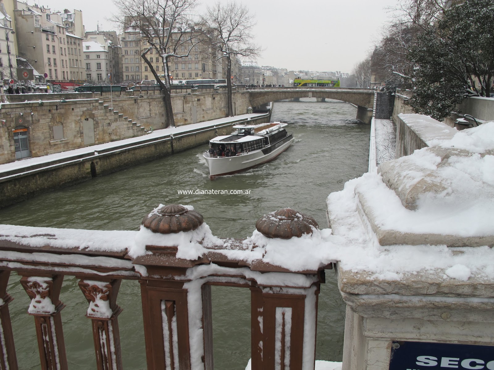 Diana Teran : FOTOS de PARÍS con NIEVE – Calles – Catedral de Notre ...