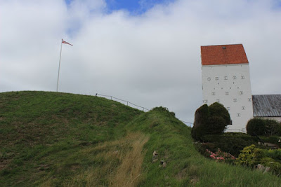 Blog Zweden: Vennebjerg kirke en Klangshøj