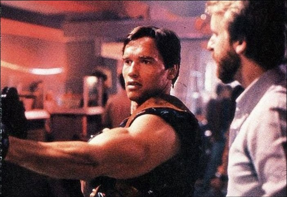 25 Amazing Behind the Scenes Photos of Arnold Schwarzenegger as the ...