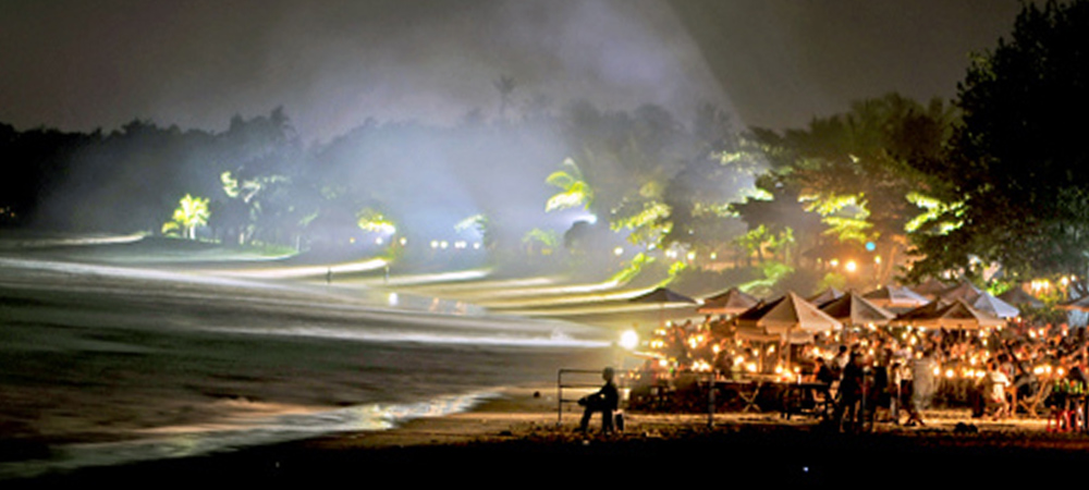 THINGS TO DO IN BALI GUIDE: MENEGA CAFE @ Jimbaran Seafood