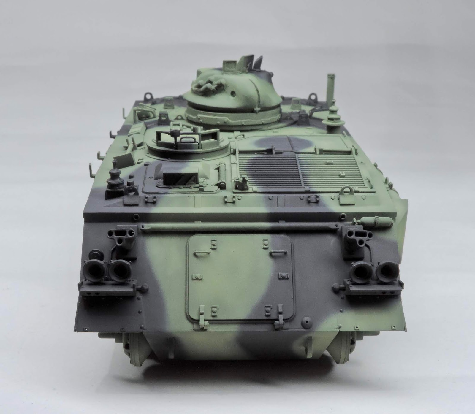 Pete's Model World : FV 432 Black Camo Time