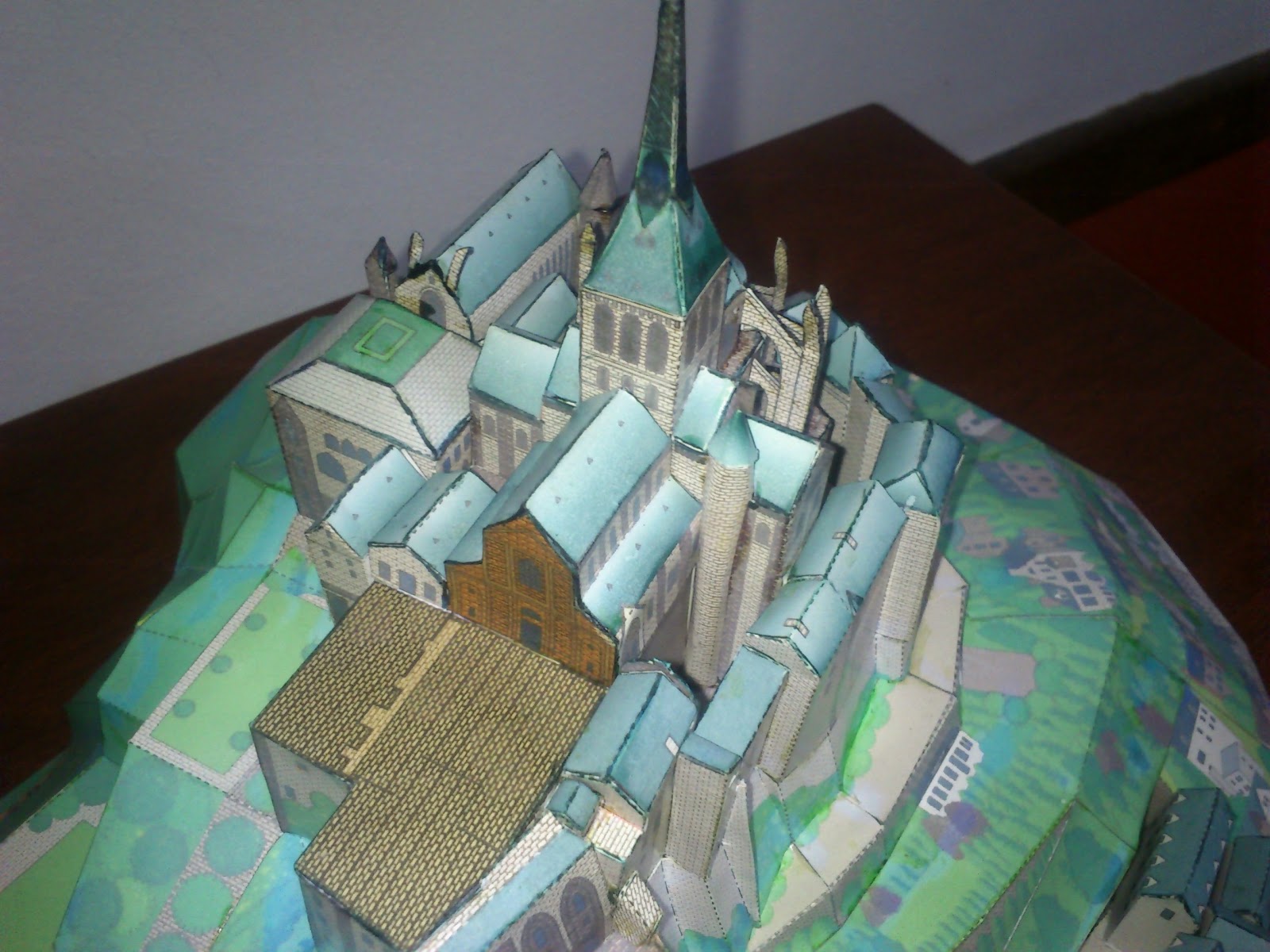 Meu Mundo de Papel - Modelos Papercraft