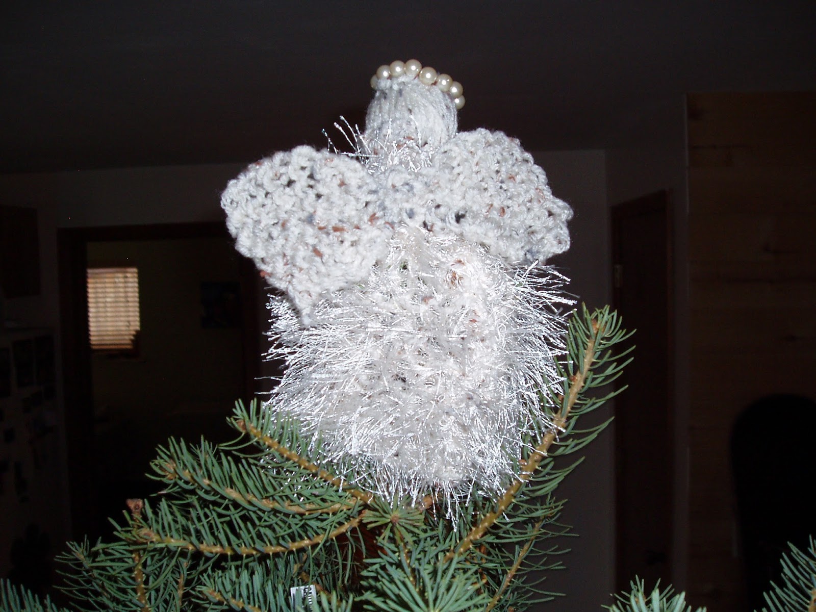 Better Budgeting: Homemade Christmas Ornaments: Angel Tree Topper