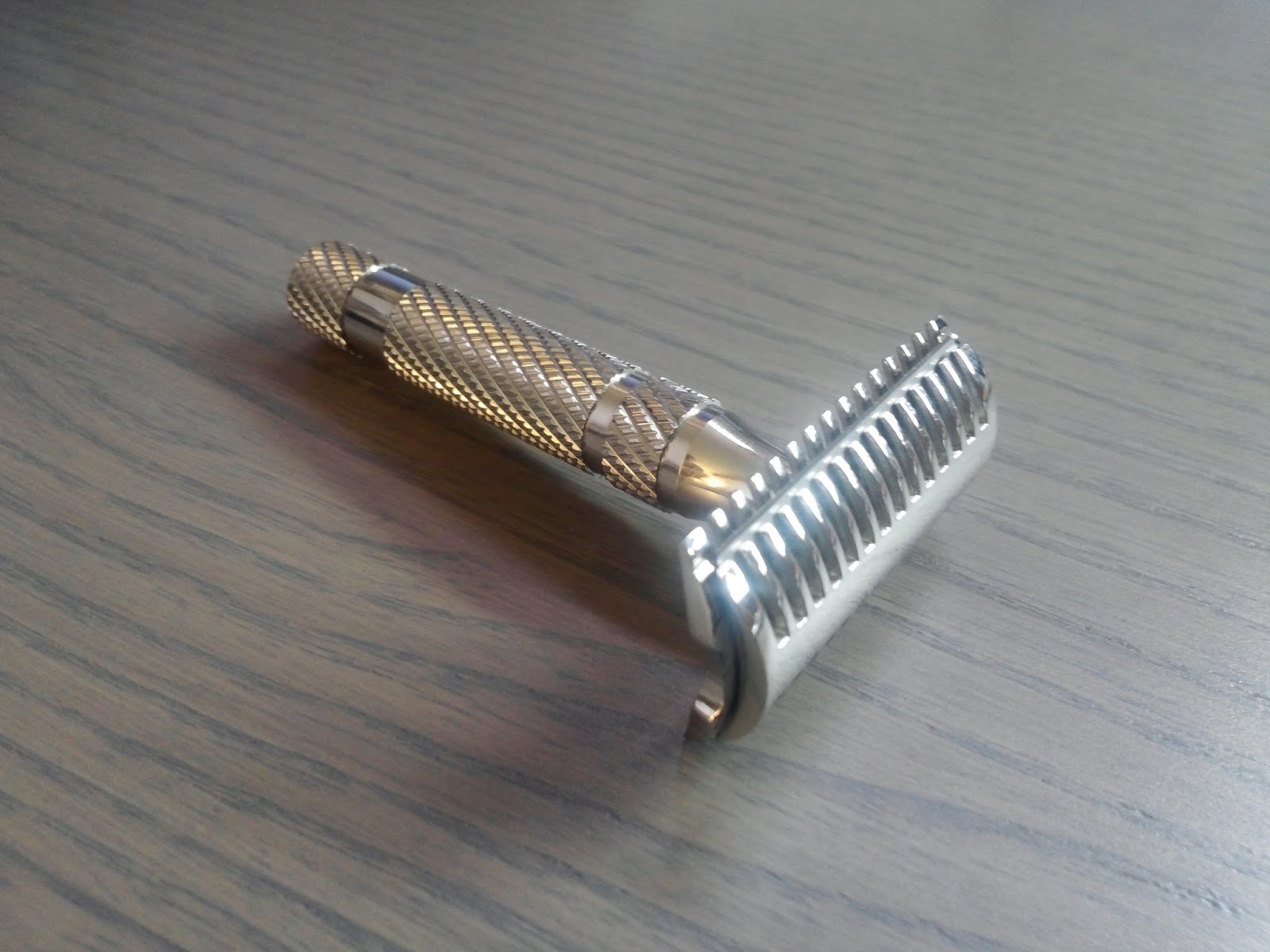 Shave Like Grandad: Phoenix Double-Open-Comb Razor and Other Options