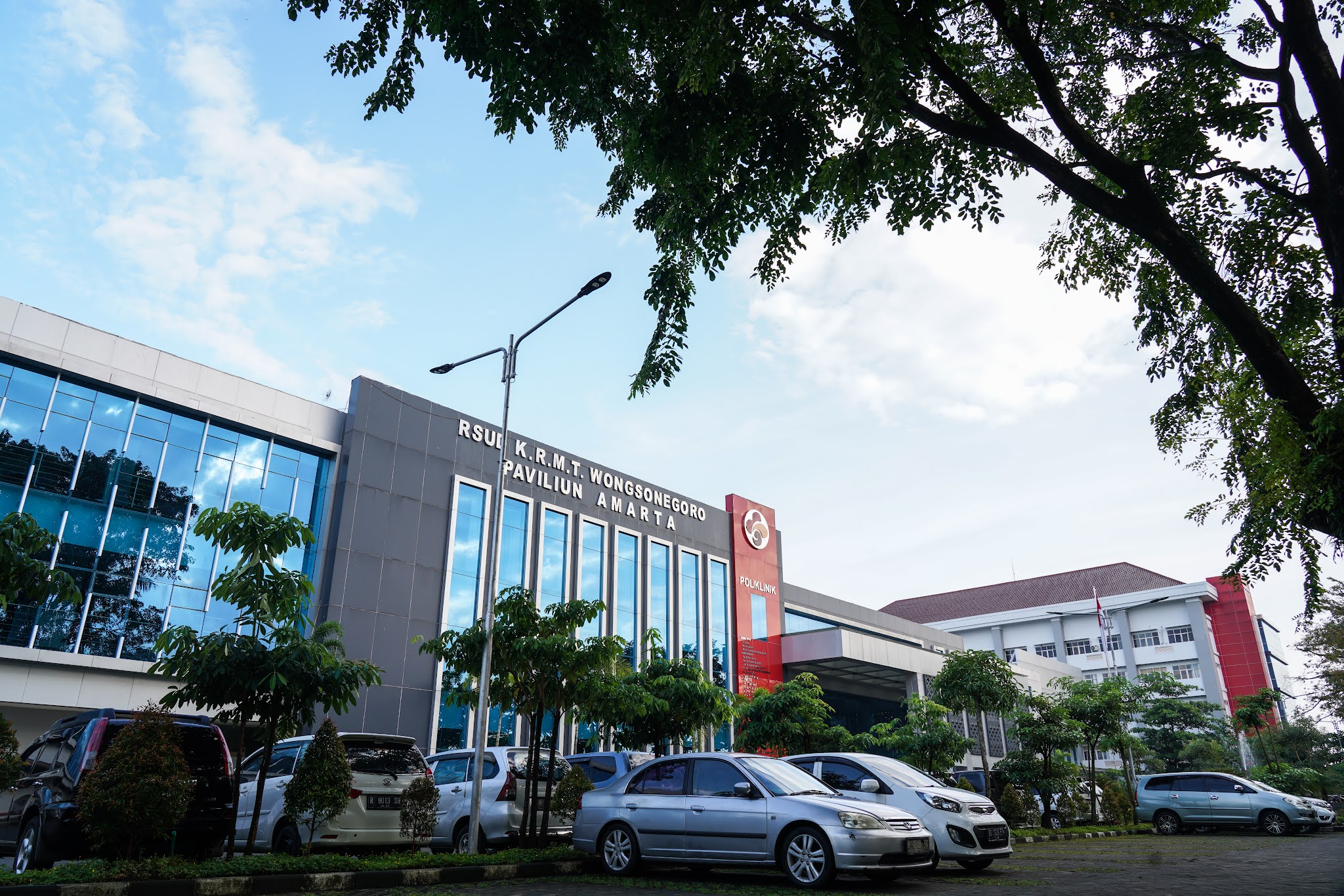 Inovasi RSUD KRMT Wongsonegoro Menuju Smart Hospital