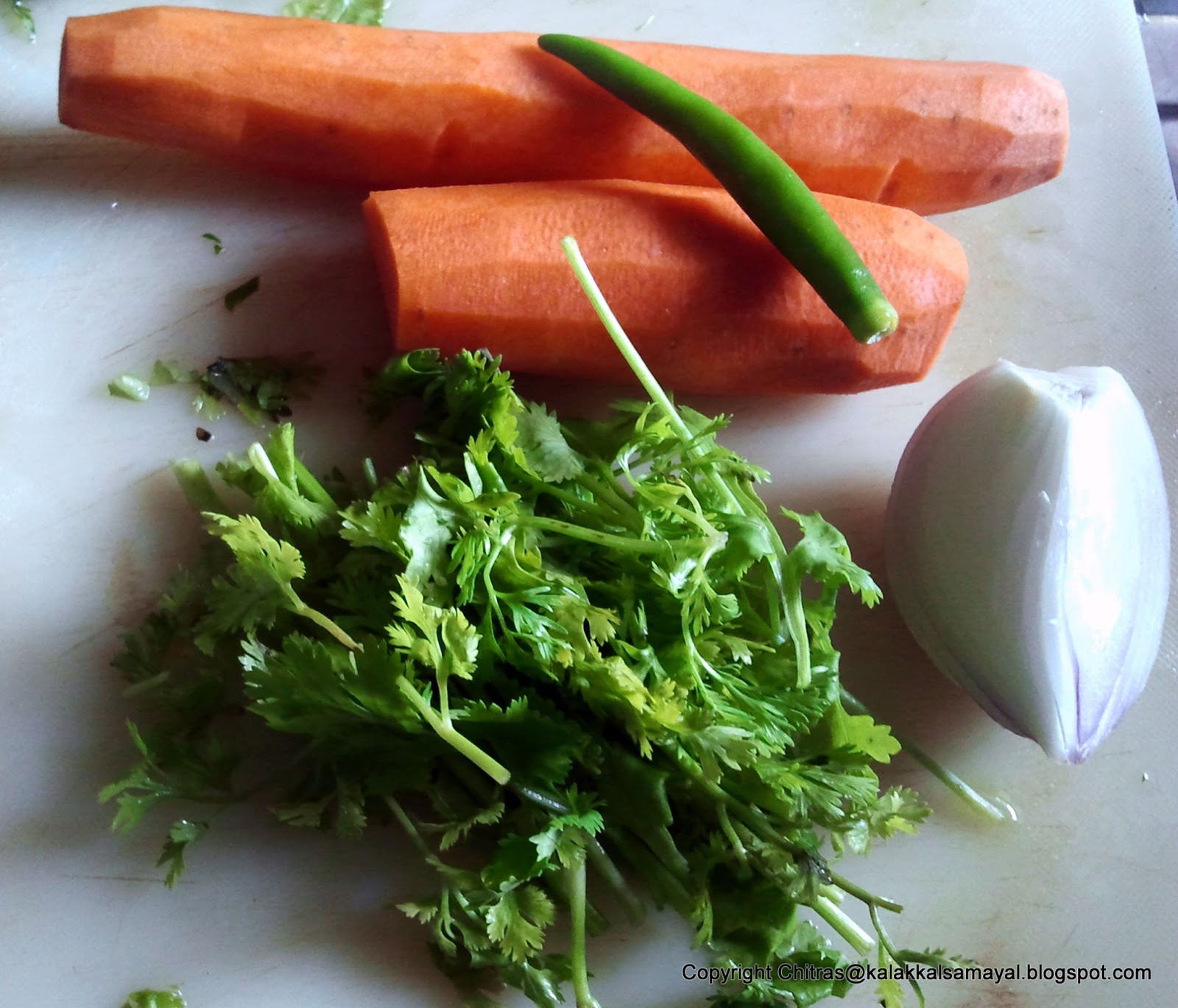 kalakkalsamayal: Carrot Thuvatal