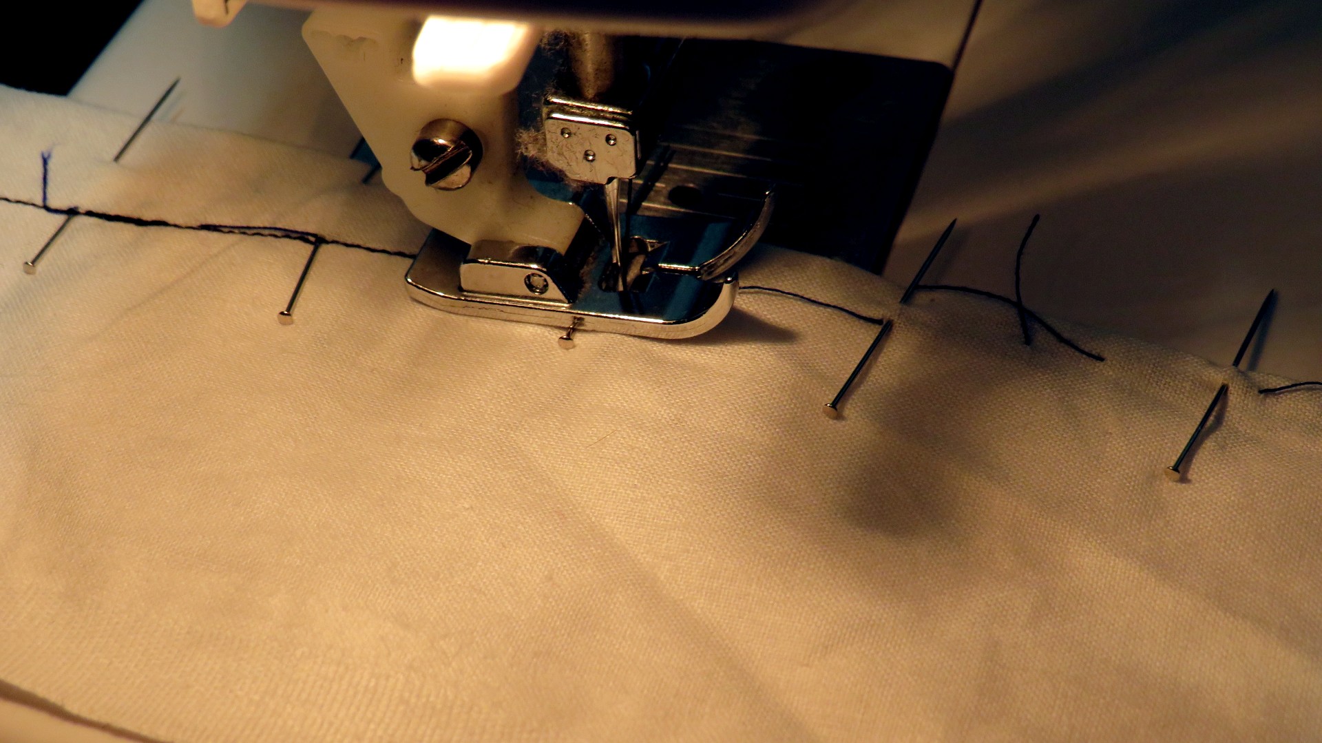 Cómo marcar y coser una pinza en la ropa correctamente - Alejandra ...