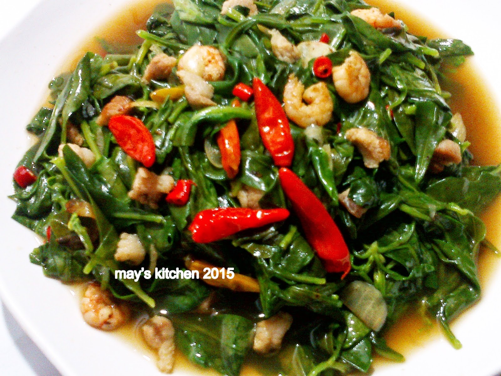 May's Kitchen: TUMIS DAUN GINSENG