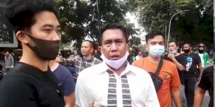 Polisi Tangkap Ketua KAMI Medan Terkait Demo Ricuh Omnibus Law Polisi Tangkap Ketua KAMI Medan Terkait Demo Ricuh Omnibus Law