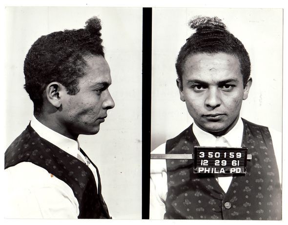 Black and White Photos: Old school mug shots