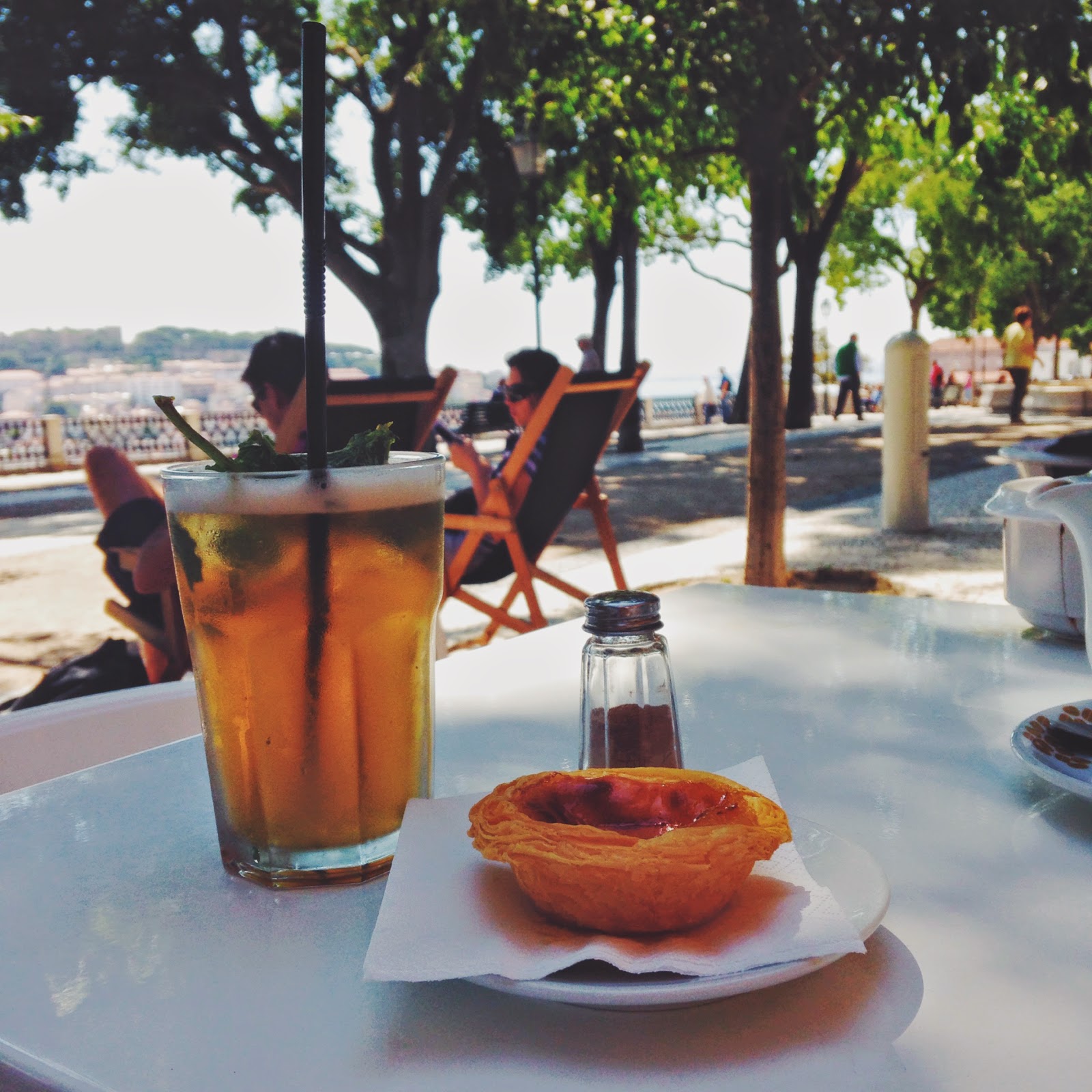 sumo de melão e pêssego ~ portugal // melon and peach smoothie ...