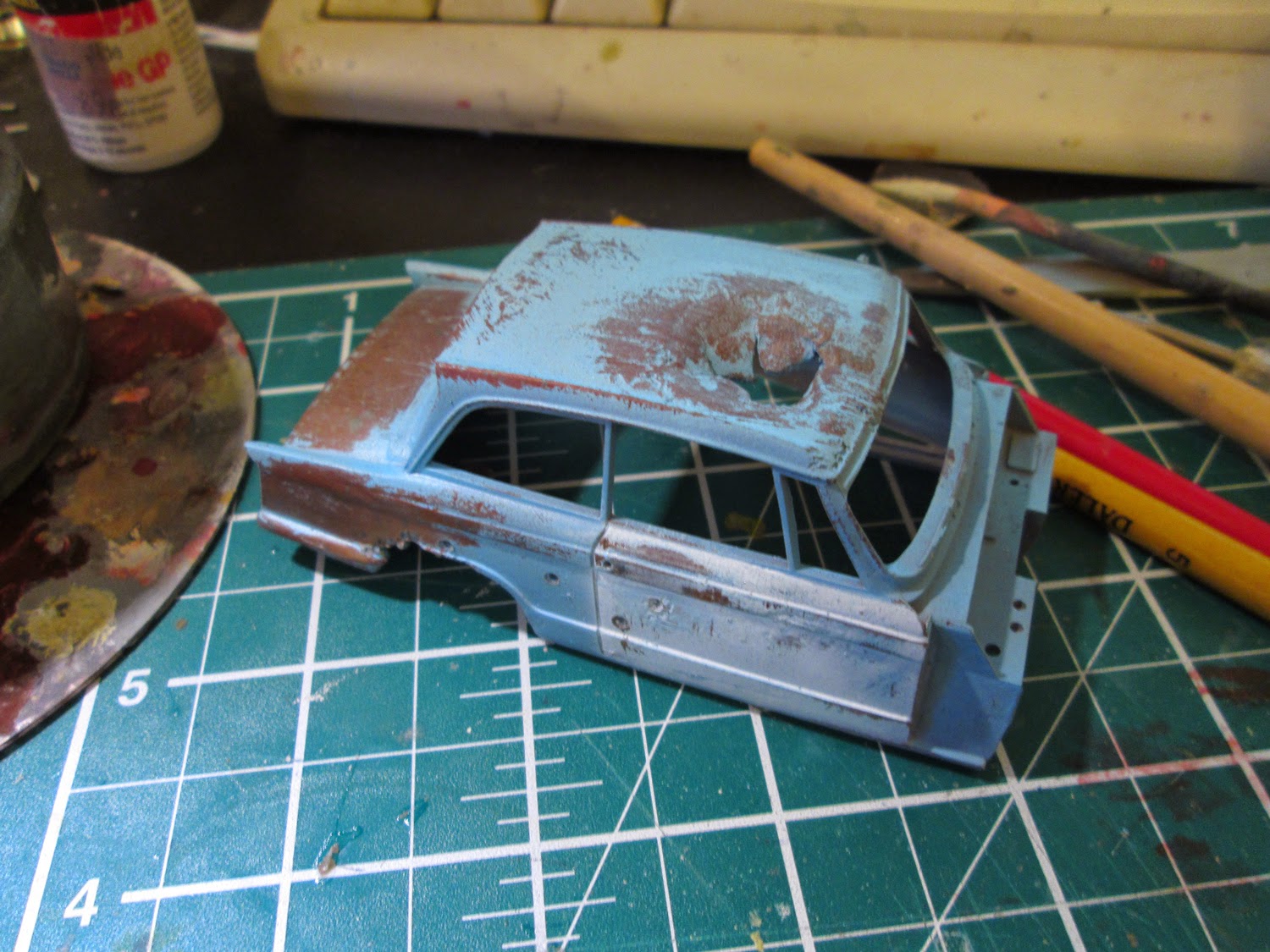 Handmade By Radish: HALF LIFE - STRIDER