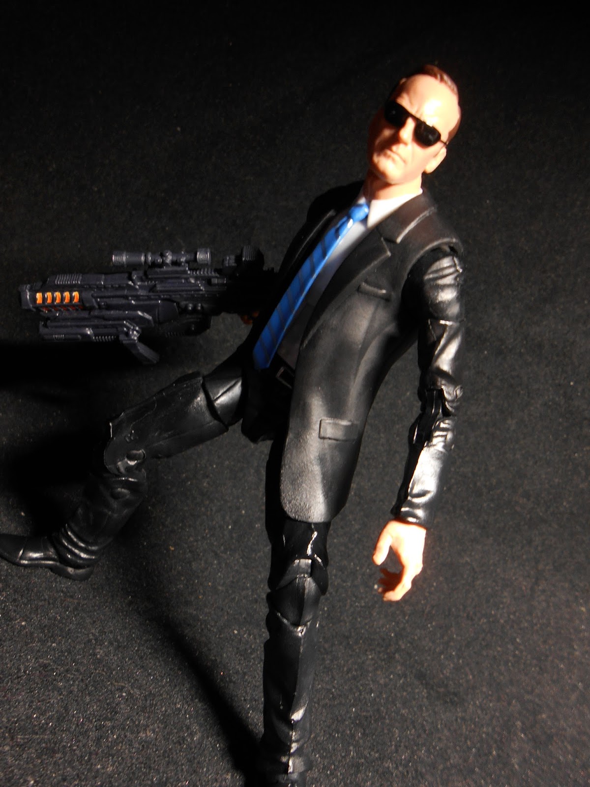Review: Marvel Legends Infinite Series Agent Coulson | Night's Corner